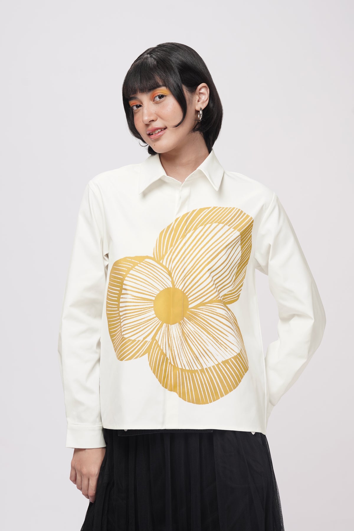 Mora Basic Shirt - White Yell-o